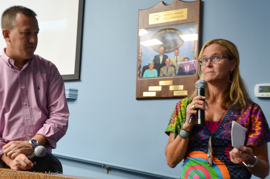 SH signs - Safety Harbor Connect